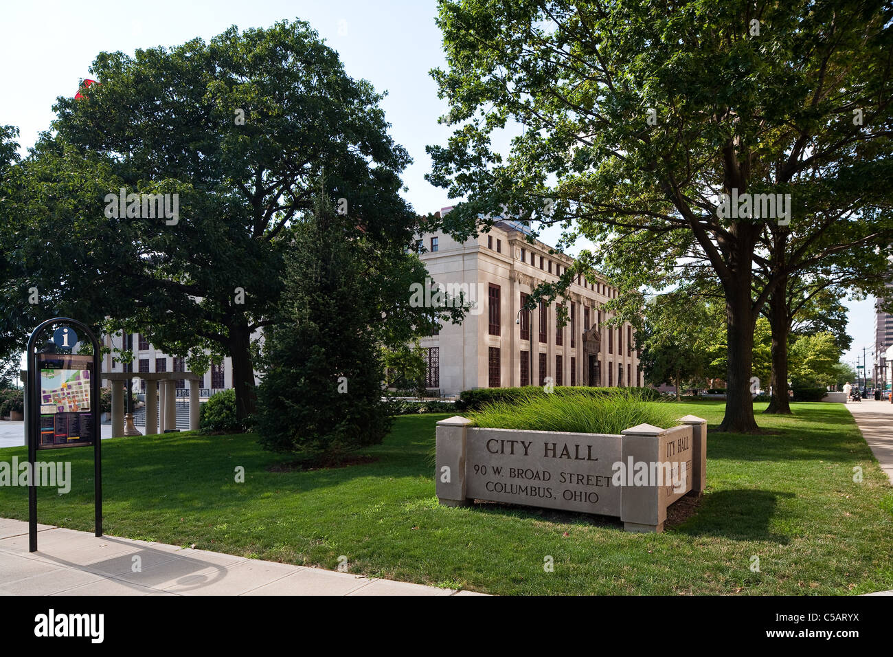 City hall located in downtown hi-res stock photography and images - Alamy