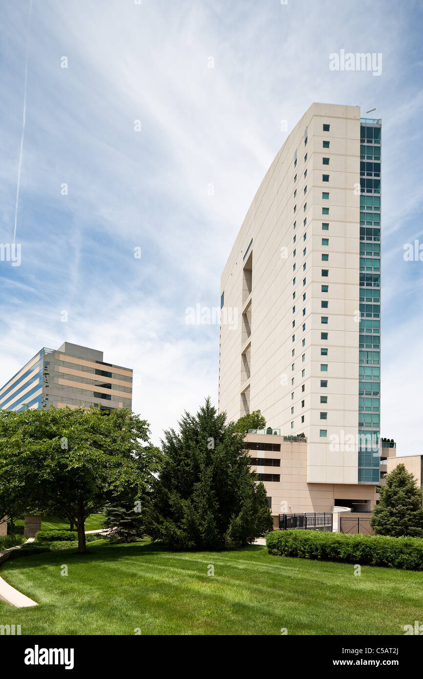 Miranova building located in Columbus Ohio Stock Photo - Alamy