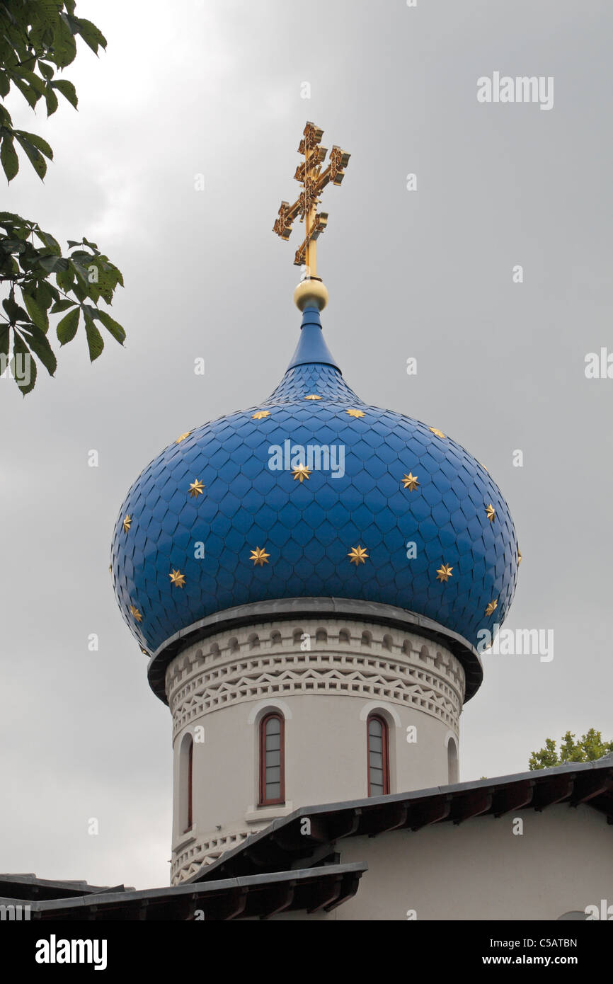 The distinctive blue minaret on the Russian Orthodox Church on Harvard ...