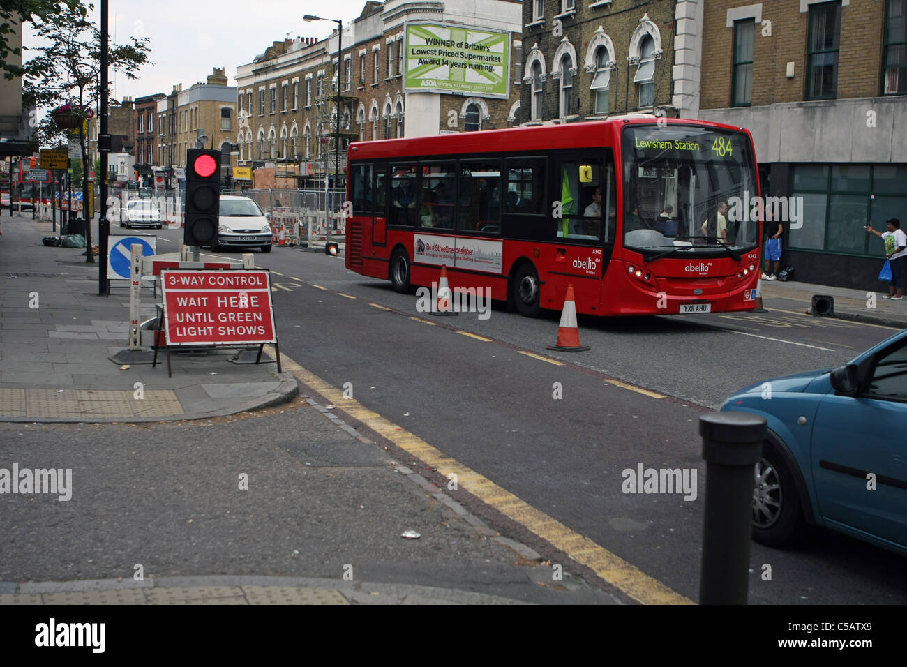 Contra flow hi-res stock photography and images - Alamy