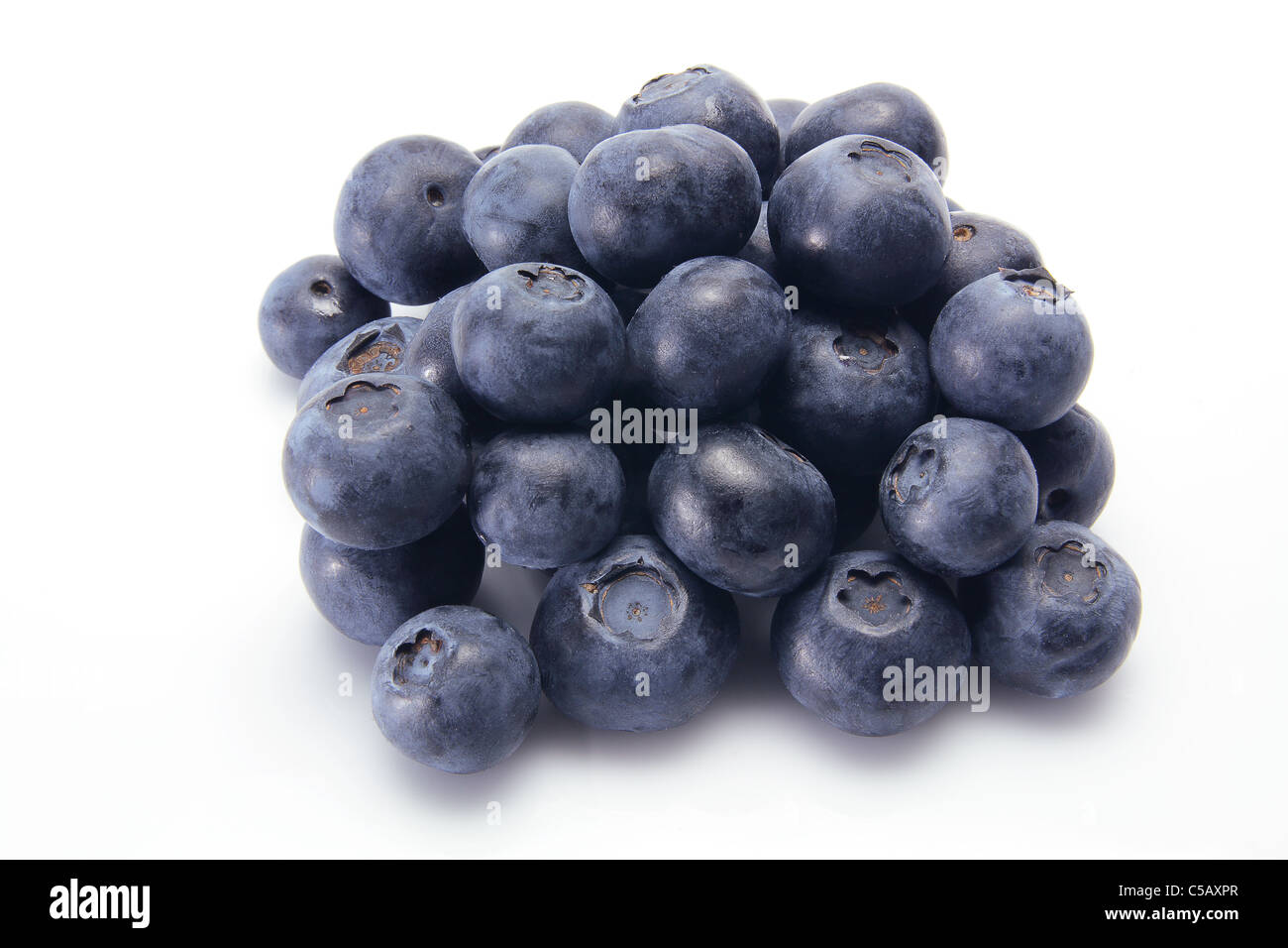 Blue berries Cut Out Stock Images & Pictures - Alamy