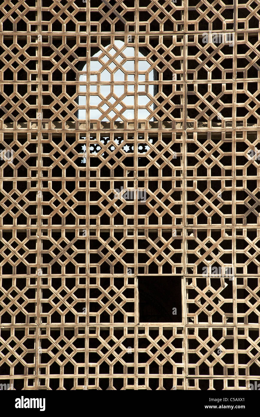 Filigree woodwork, Bibi Khanym Mosque, Samarkand, Uzbekistan Stock ...