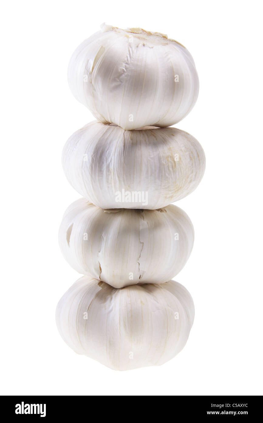 Fresh garlic bulbs stacked hi-res stock photography and images - Alamy