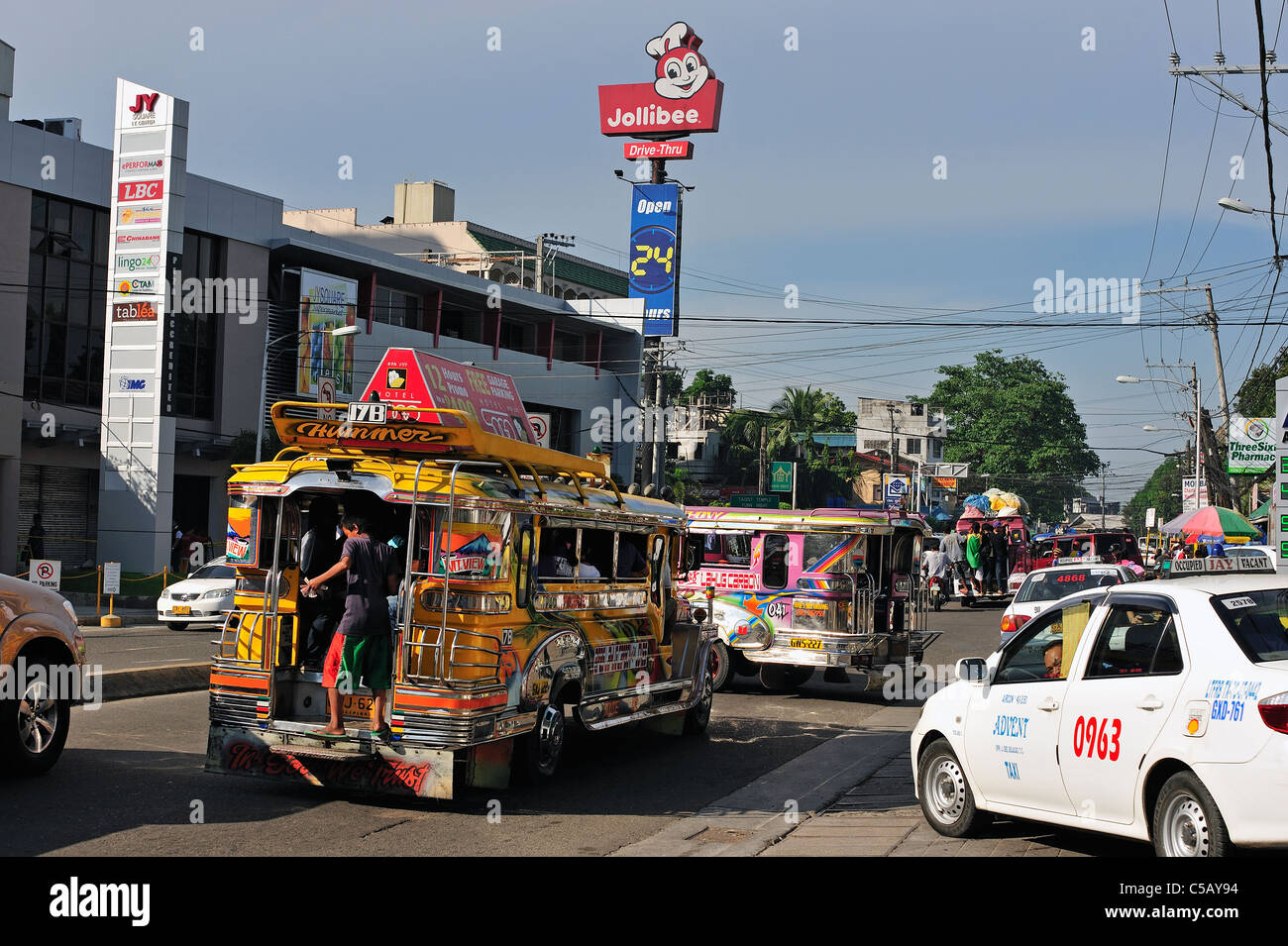 Jollibee philippines hi-res stock photography and images - Alamy