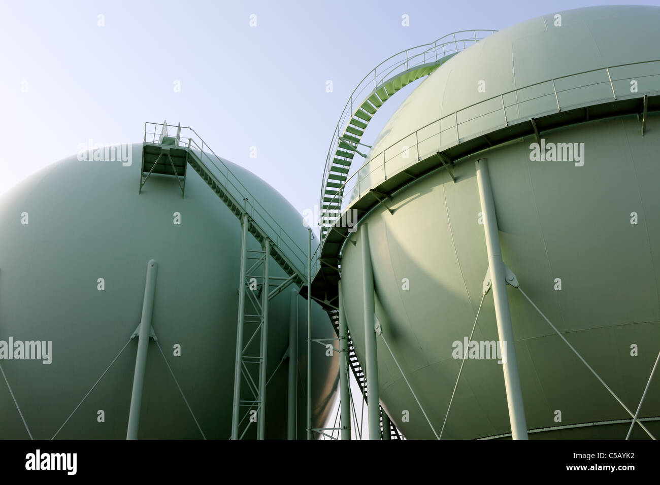 Storage tank in a chemical plant Stock Photo - Alamy