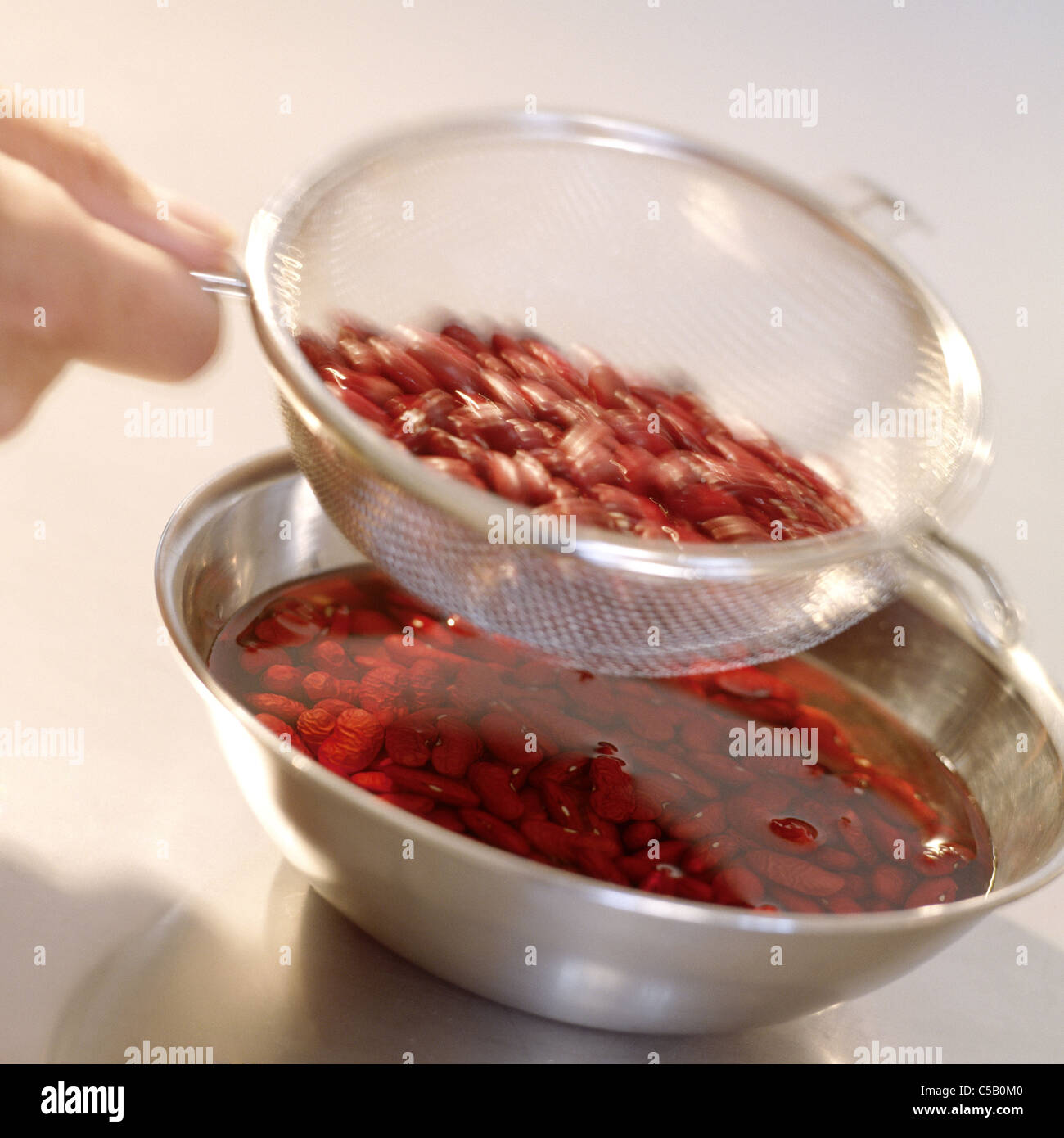 Let soaked beans drip hi-res stock photography and images - Alamy