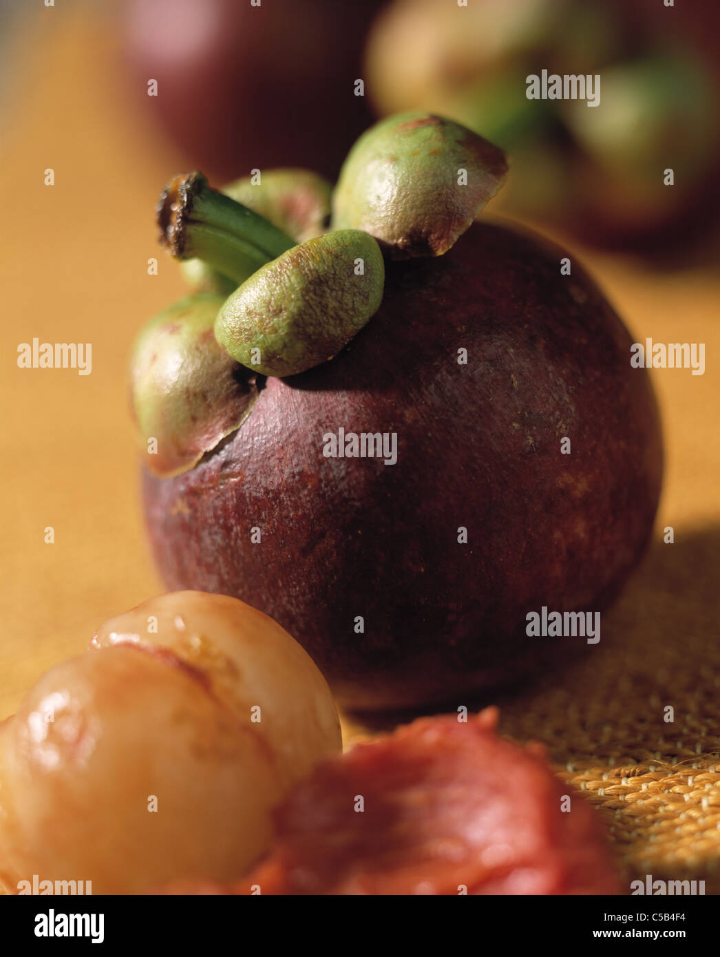 Mangosteen fruit aliment hi-res stock photography and images - Alamy