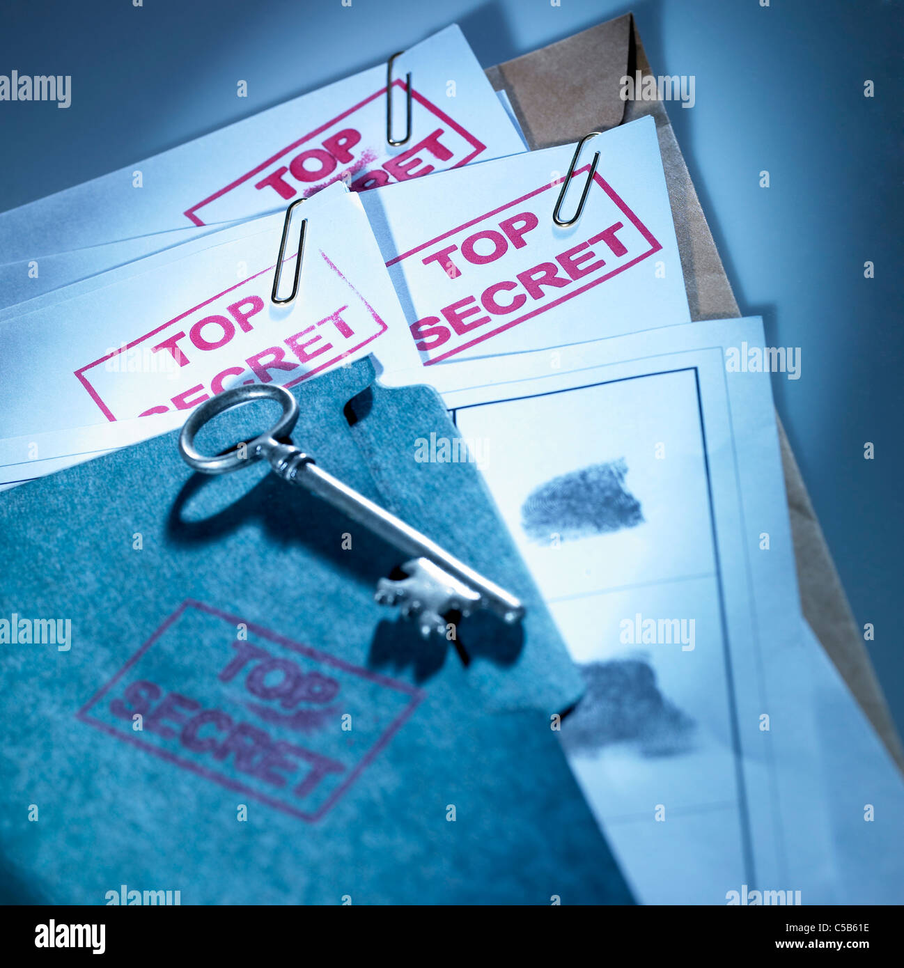 Close-up of keys on document Stock Photo - Alamy