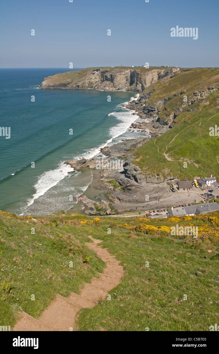 South west coast path trebarwith to tintagel hi-res stock photography ...