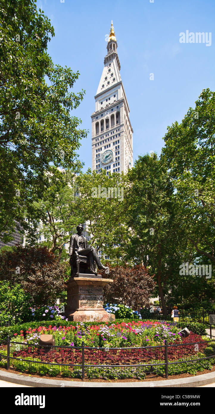 Napoleon tower hi-res stock photography and images - Alamy