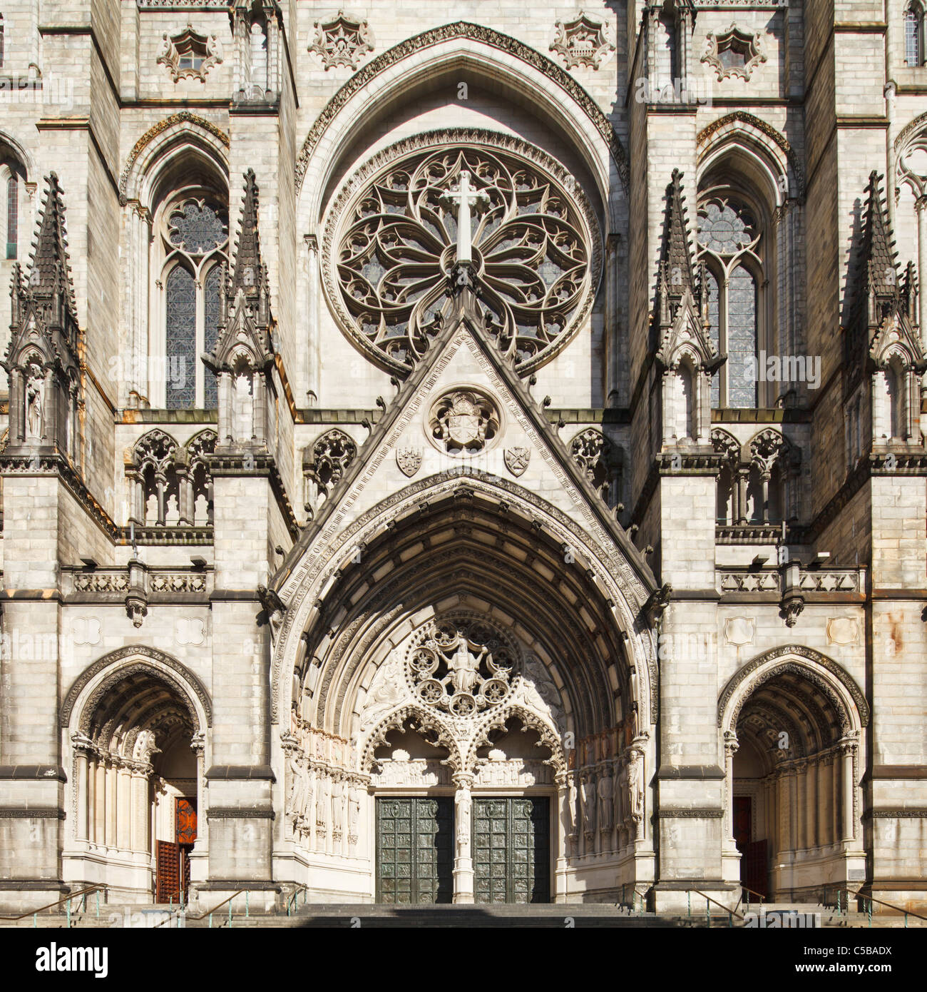 Cathedral of saint john the divine hi-res stock photography and images - Alamy