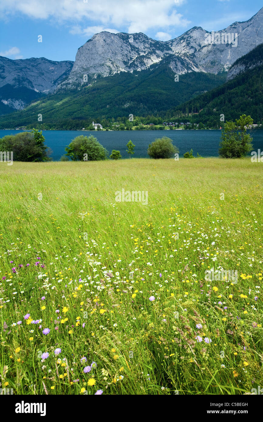 Castle grundlsee hi-res stock photography and images - Alamy