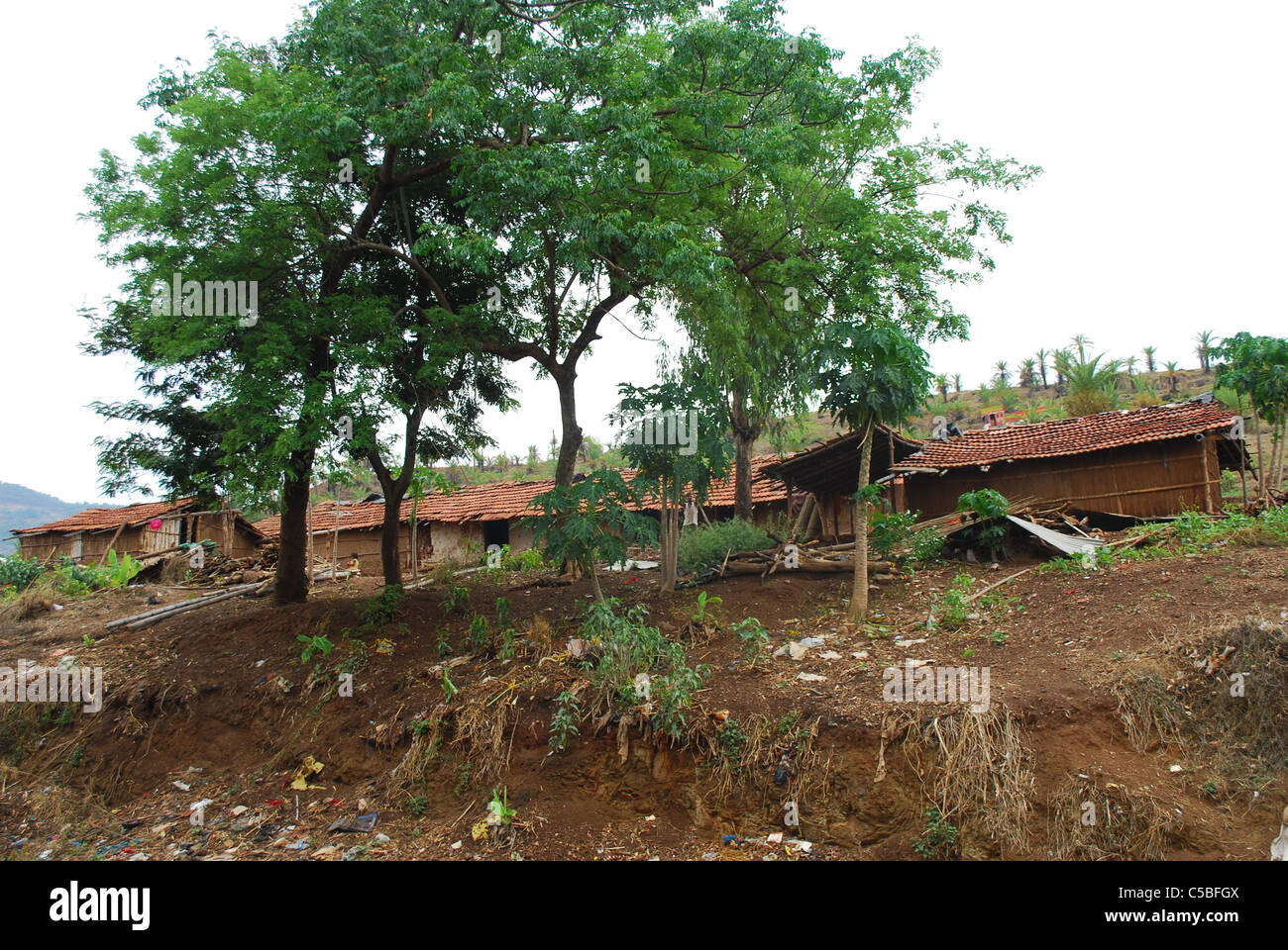 country side house Stock Photo - Alamy