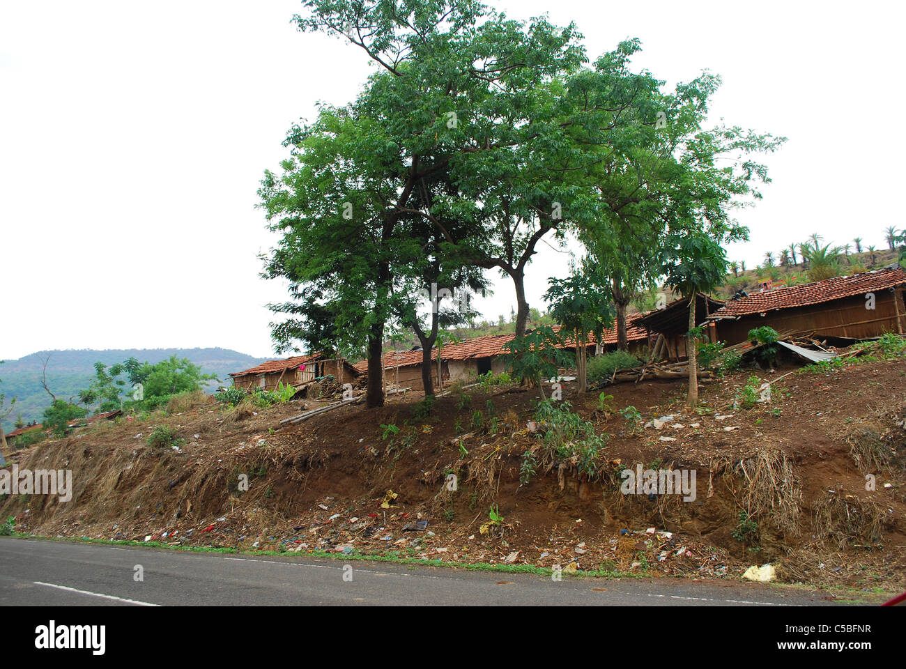 country side house Stock Photo - Alamy