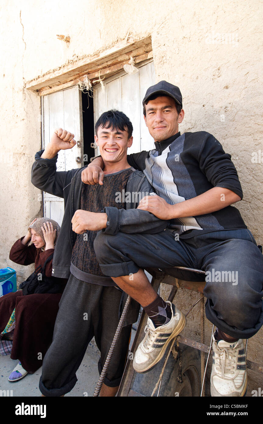 Uzbekistan men hi-res stock photography and images - Alamy