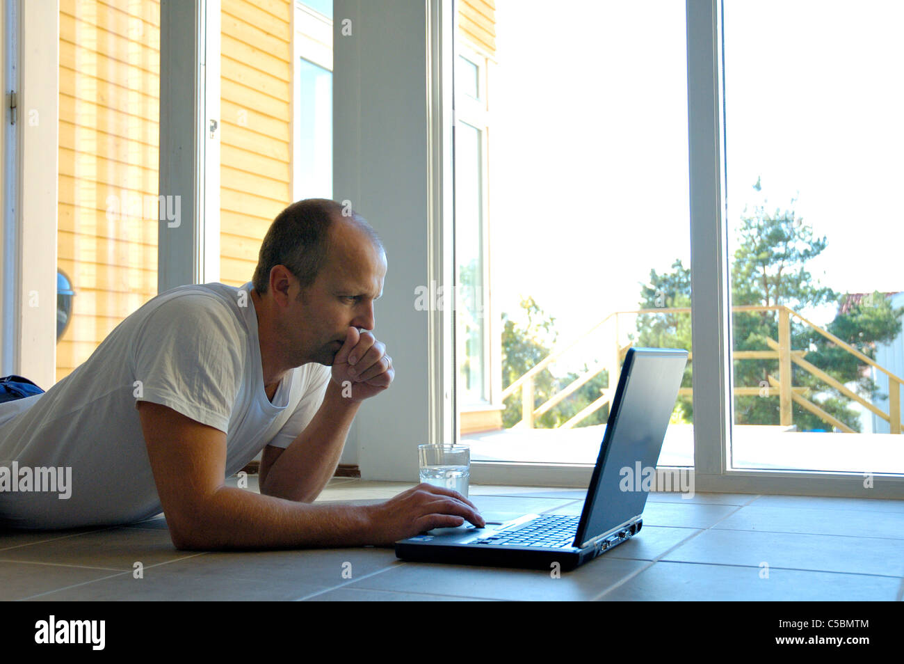 Computers learn portable hi-res stock photography and images - Alamy