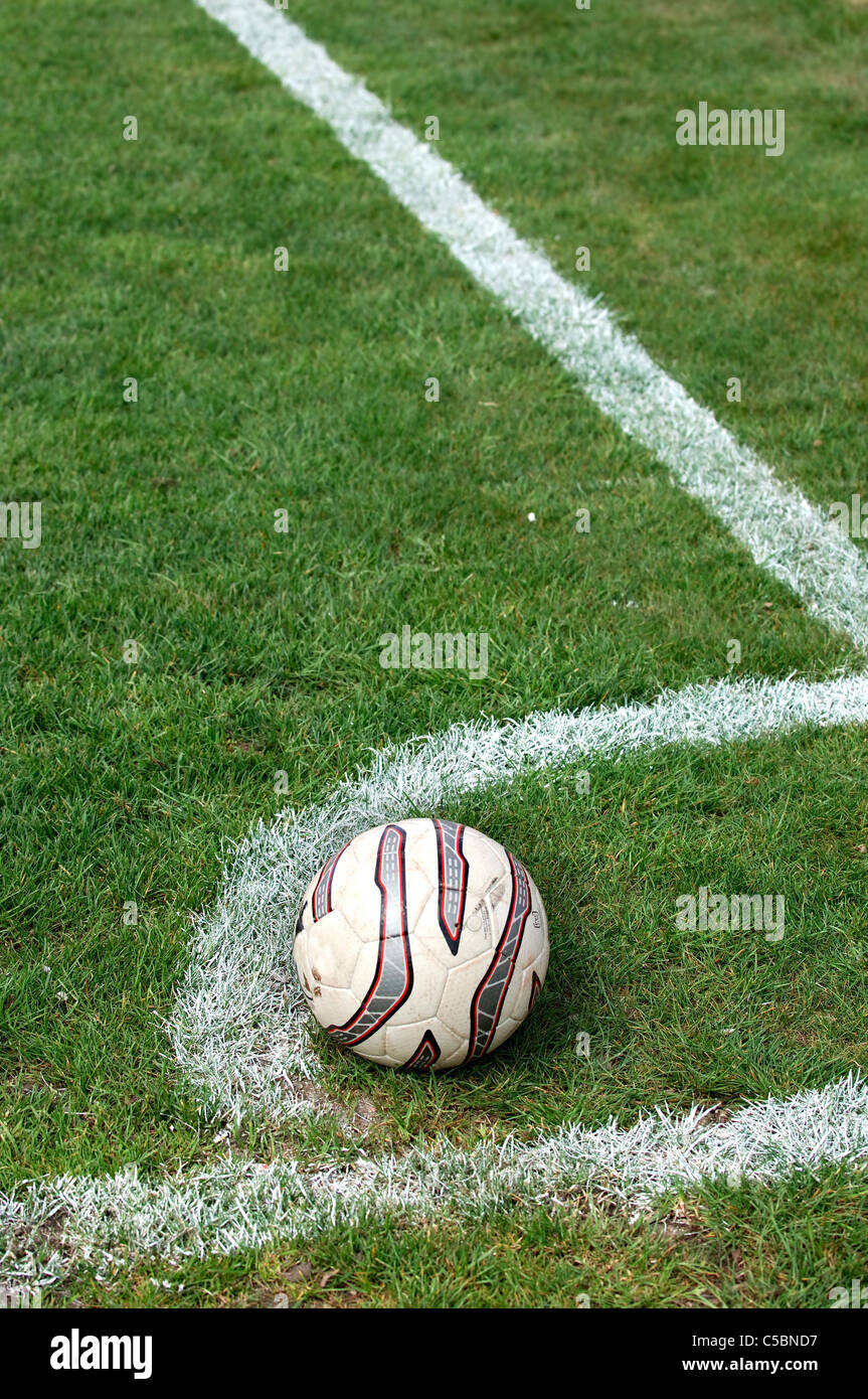 Football kick off time hi-res stock photography and images - Alamy