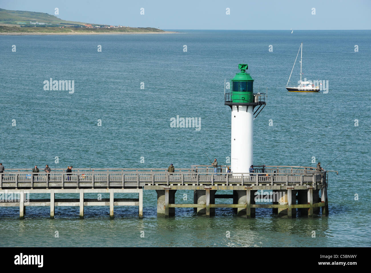 Calais pier hi-res stock photography and images - Alamy