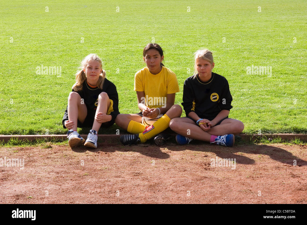 Ballgame pitch hi-res stock photography and images - Alamy