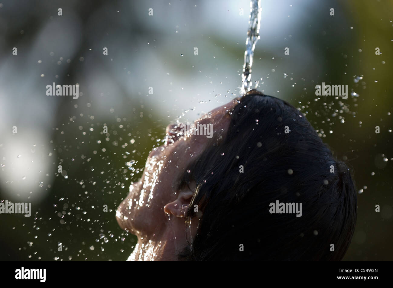 Human face in profile hi-res stock photography and images - Alamy