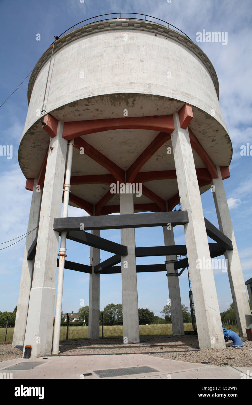 Concrete water tower Smisby In Derbyshire UK Stock Photo - Alamy