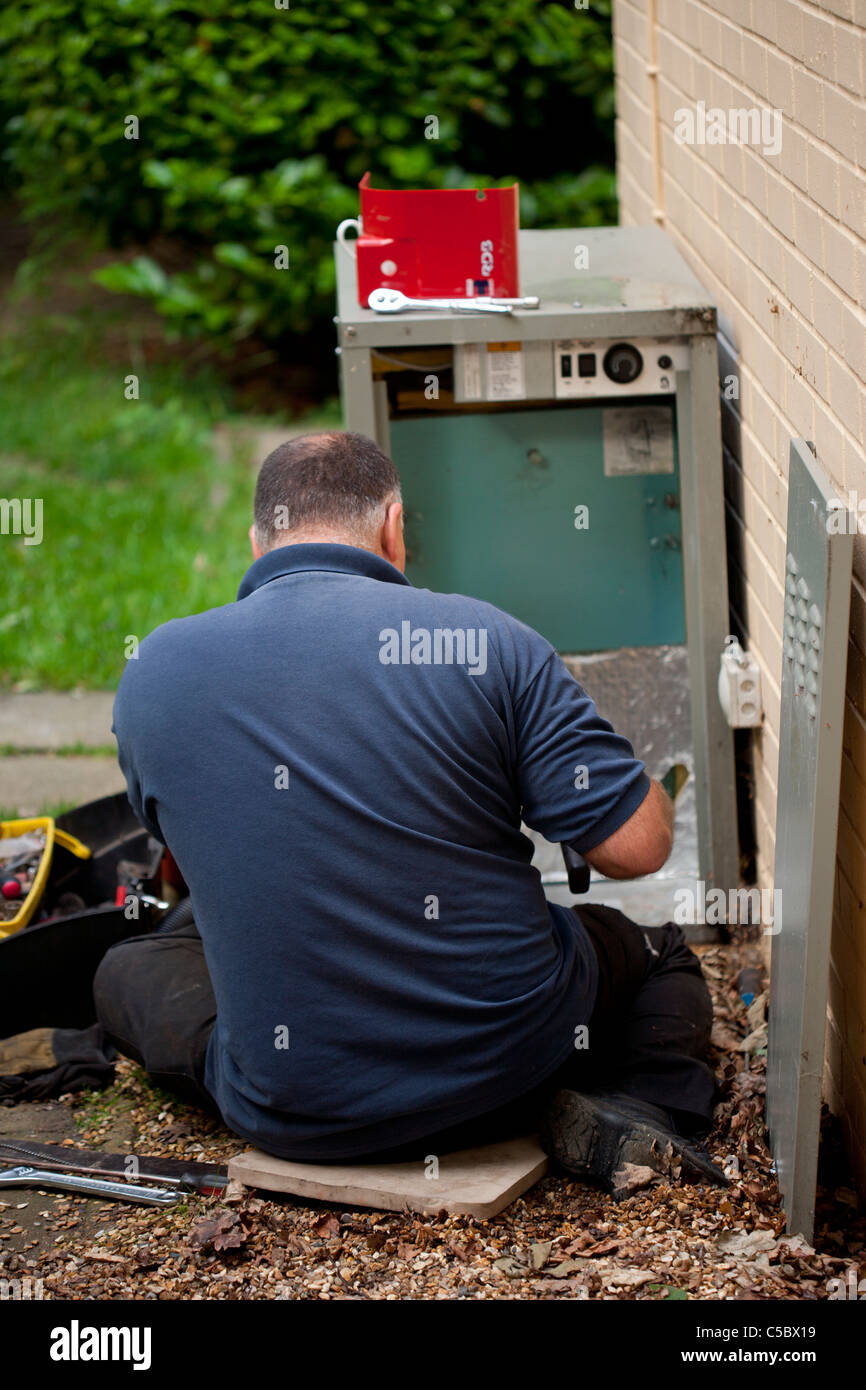 Boiler service hi-res stock photography and images - Alamy