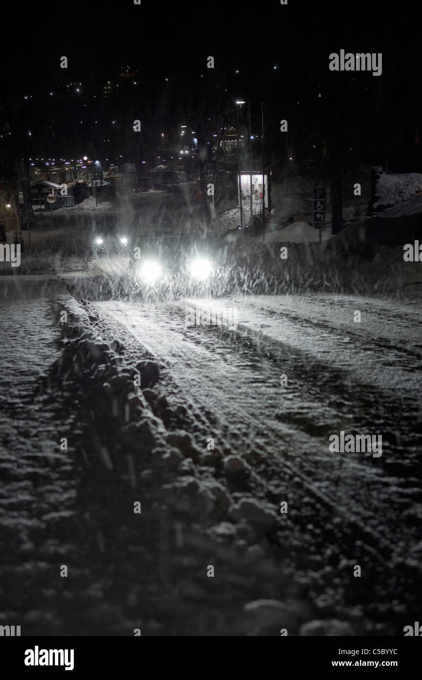 Night vehicle hi-res stock photography and images - Alamy