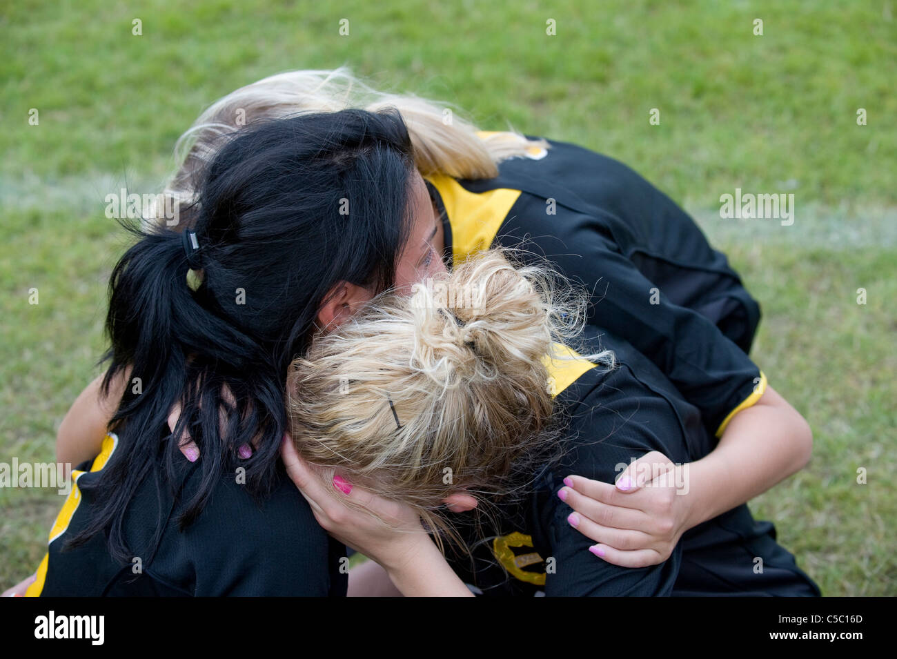 Soccer players hugging hi-res stock photography and images - Alamy