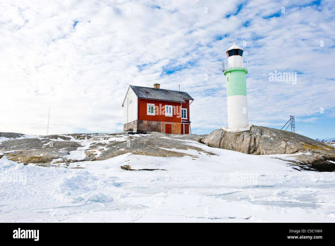 Lighthouse cottage hi-res stock photography and images - Alamy