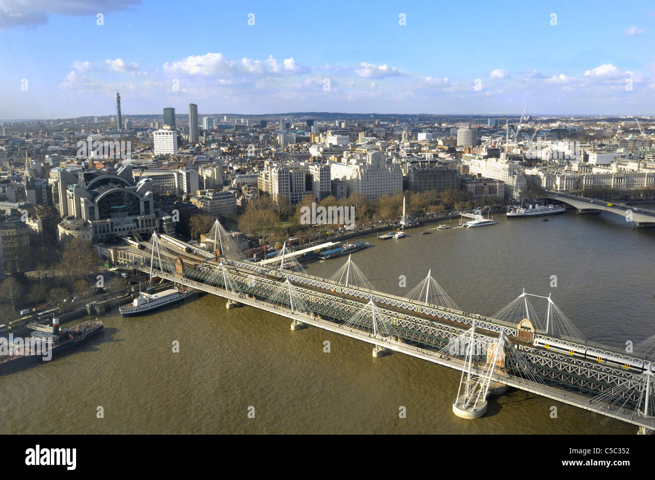 Thames river london city hi-res stock photography and images - Alamy
