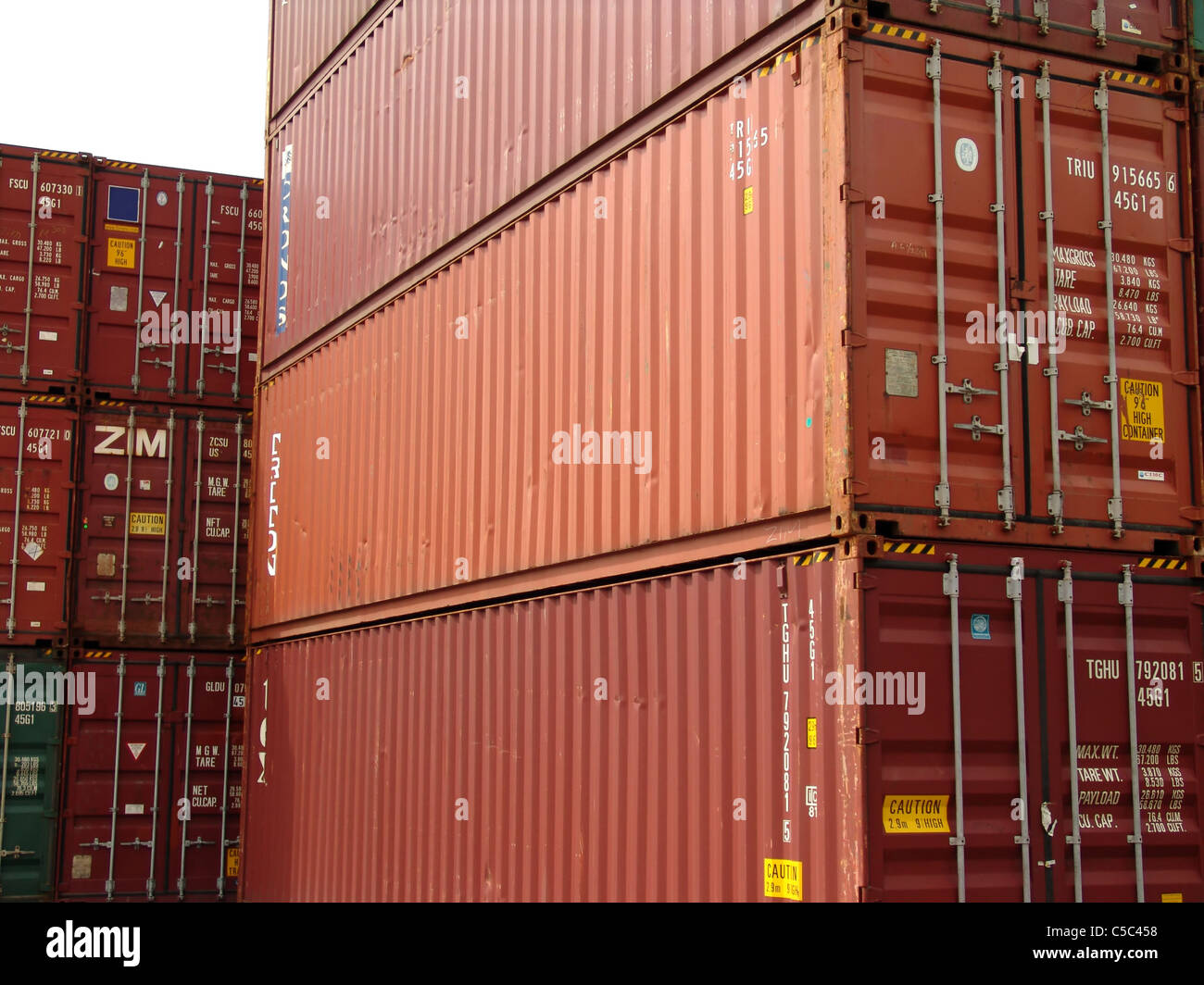 Stack of cargo containers hi-res stock photography and images - Alamy