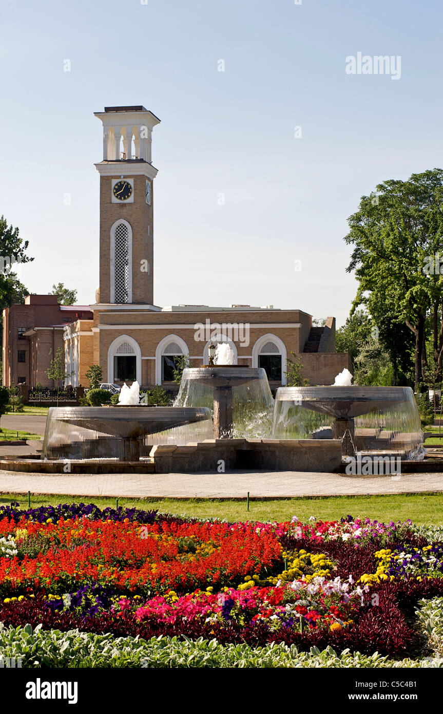 Kuranti Clock Tower, viewed from Amir Timur Public Garden, Tashkent ...