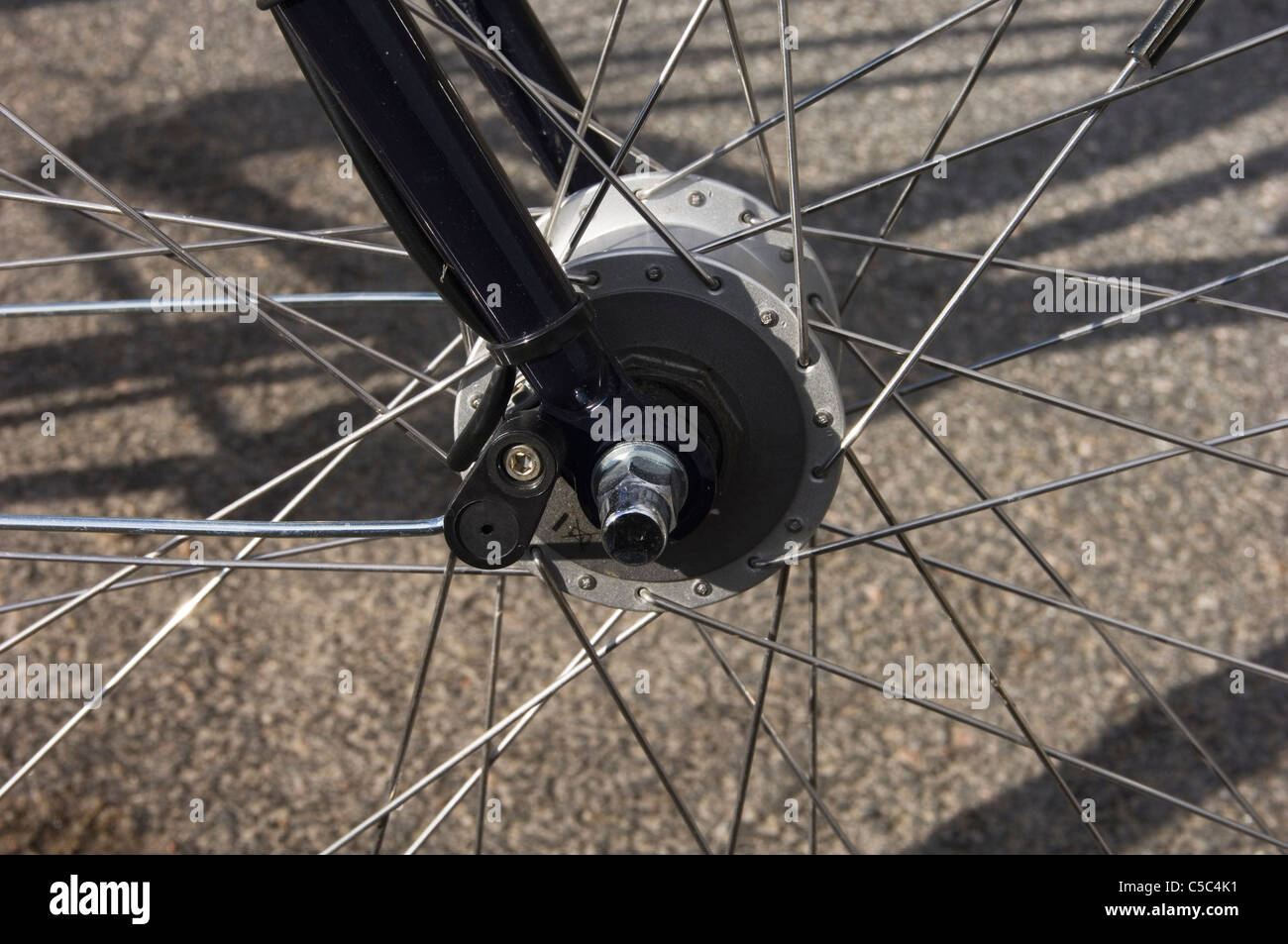 Hub and spokes hi-res stock photography and images - Alamy