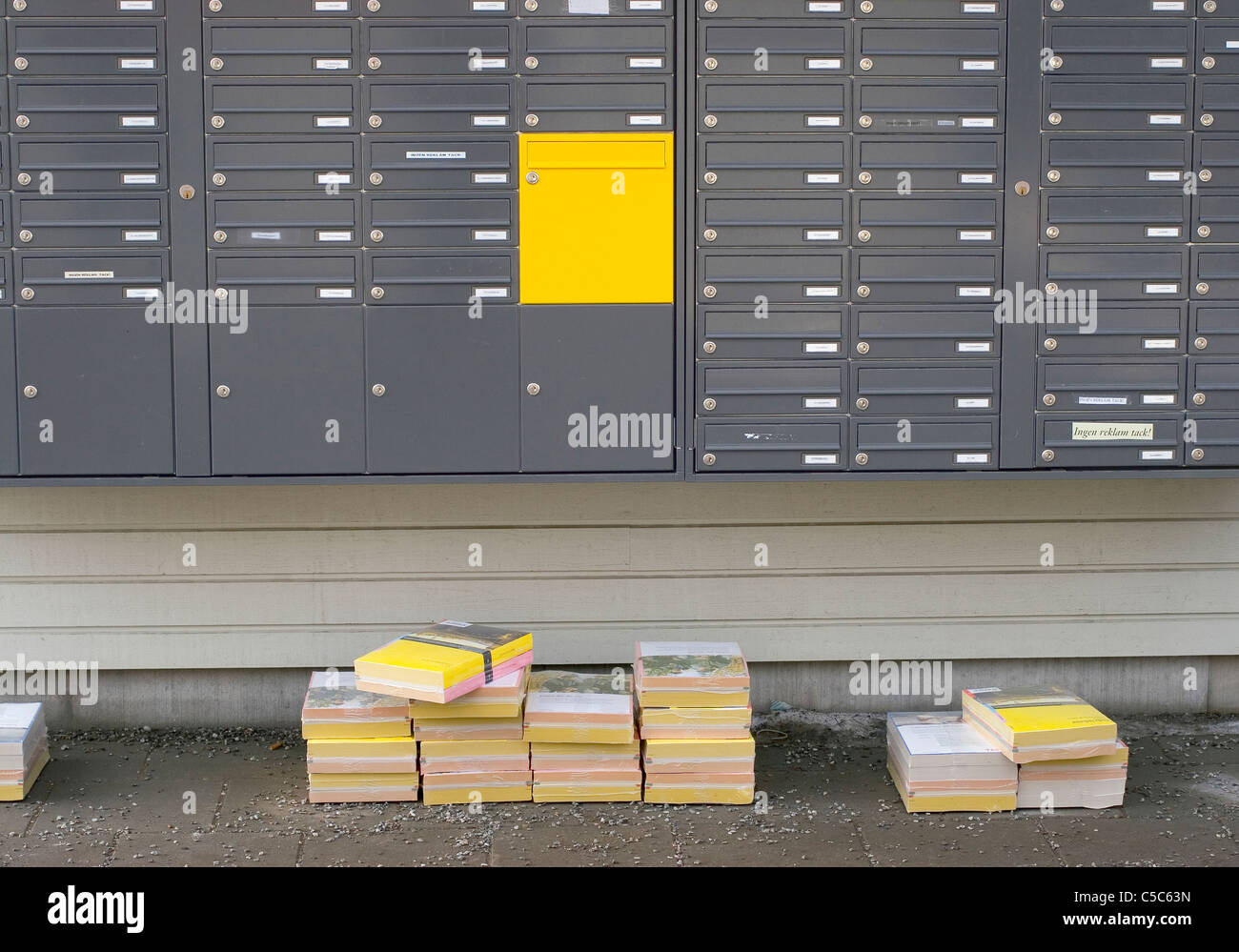 Name letters hi-res stock photography and images - Alamy