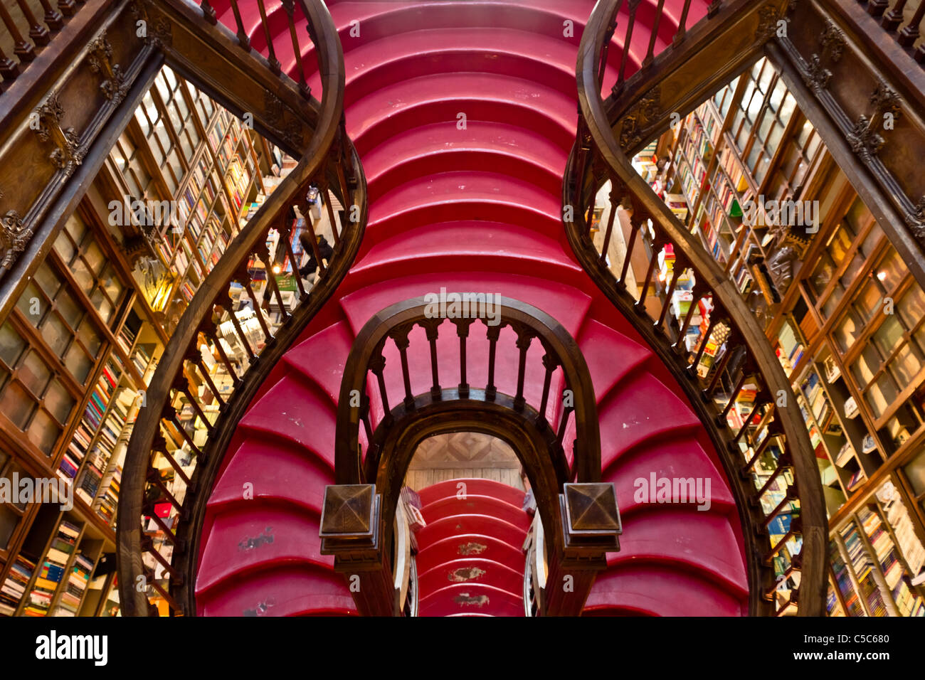 Livraria lello e irmao hi-res stock photography and images - Alamy