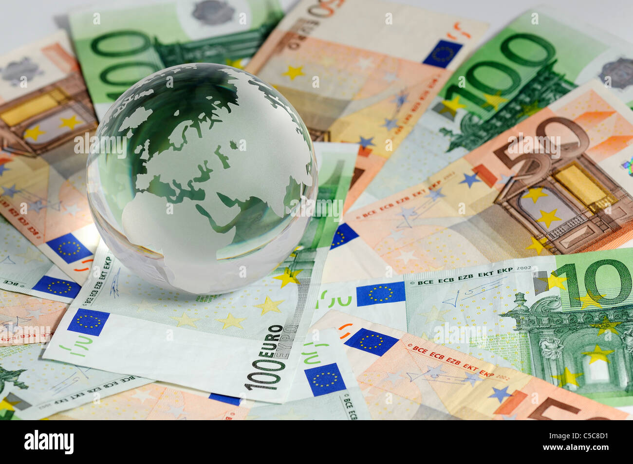 Banknotes World Map High Resolution Stock Photography and Images - Alamy