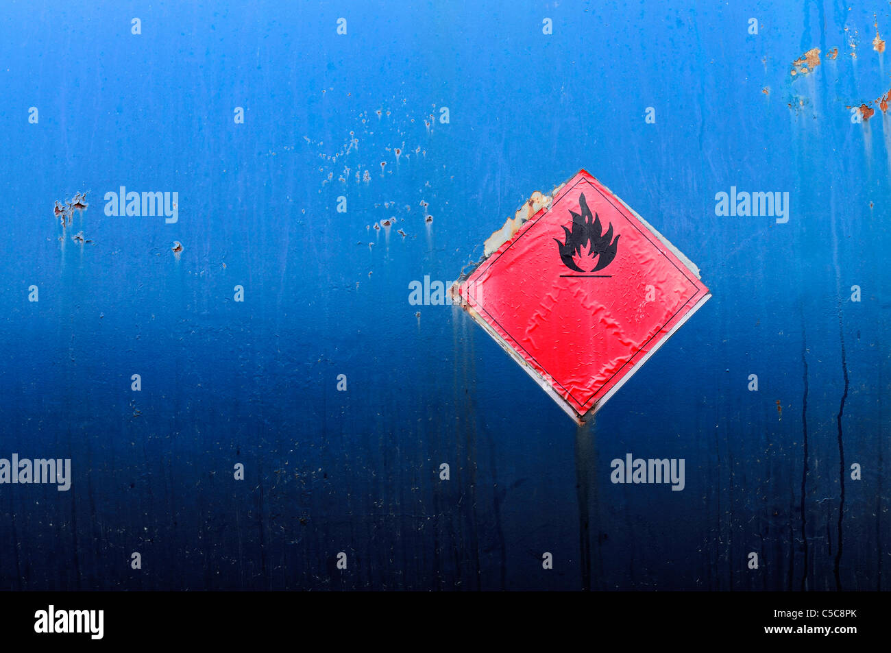 Flammable symbol hi-res stock photography and images - Alamy