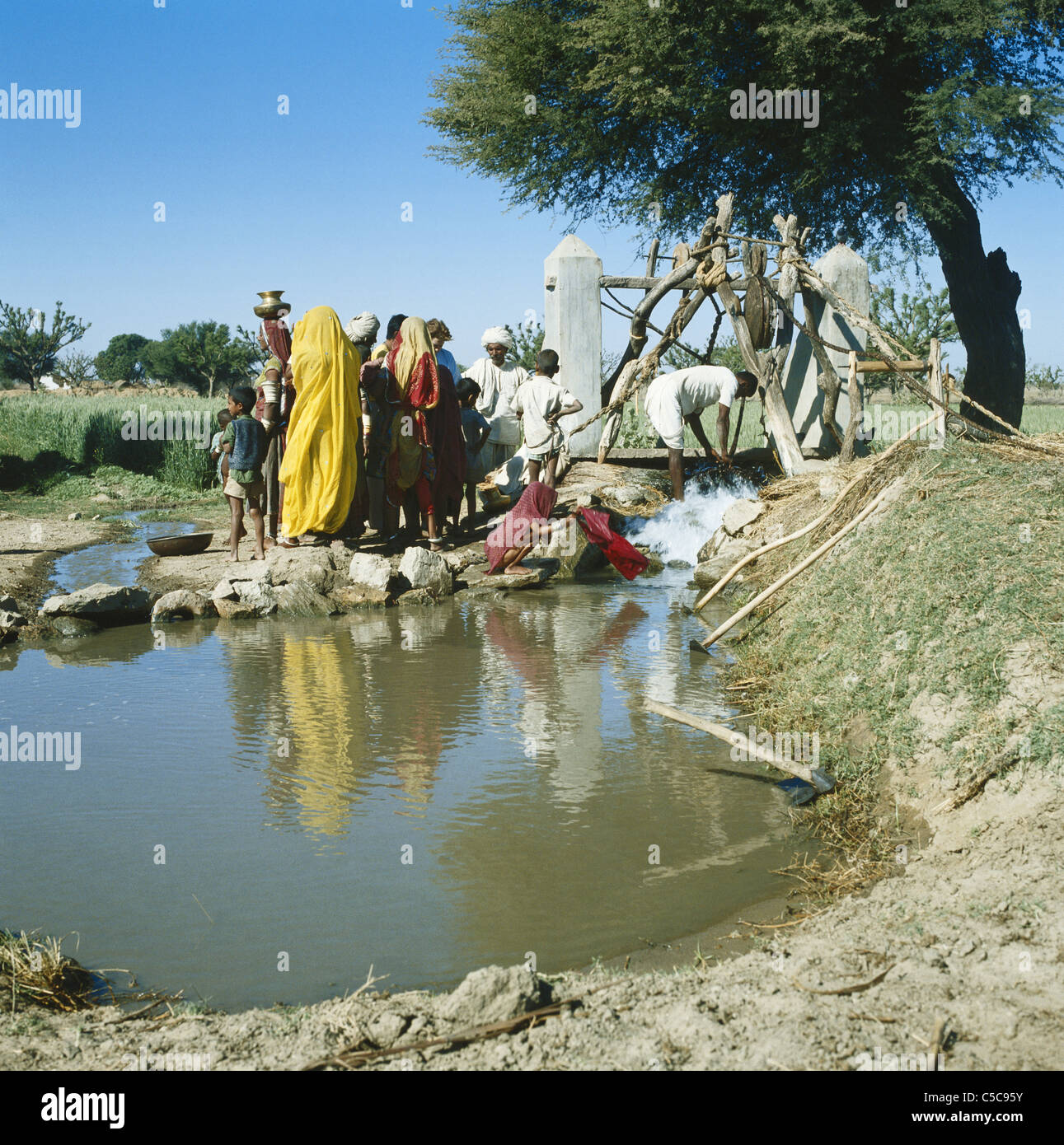 Water wheel india hi-res stock photography and images - Alamy