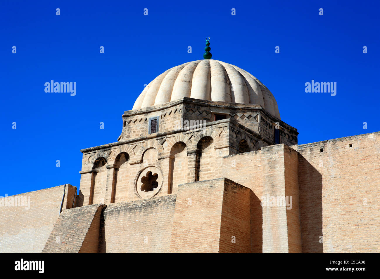 Tunisian mosque architecture hi-res stock photography and images - Alamy