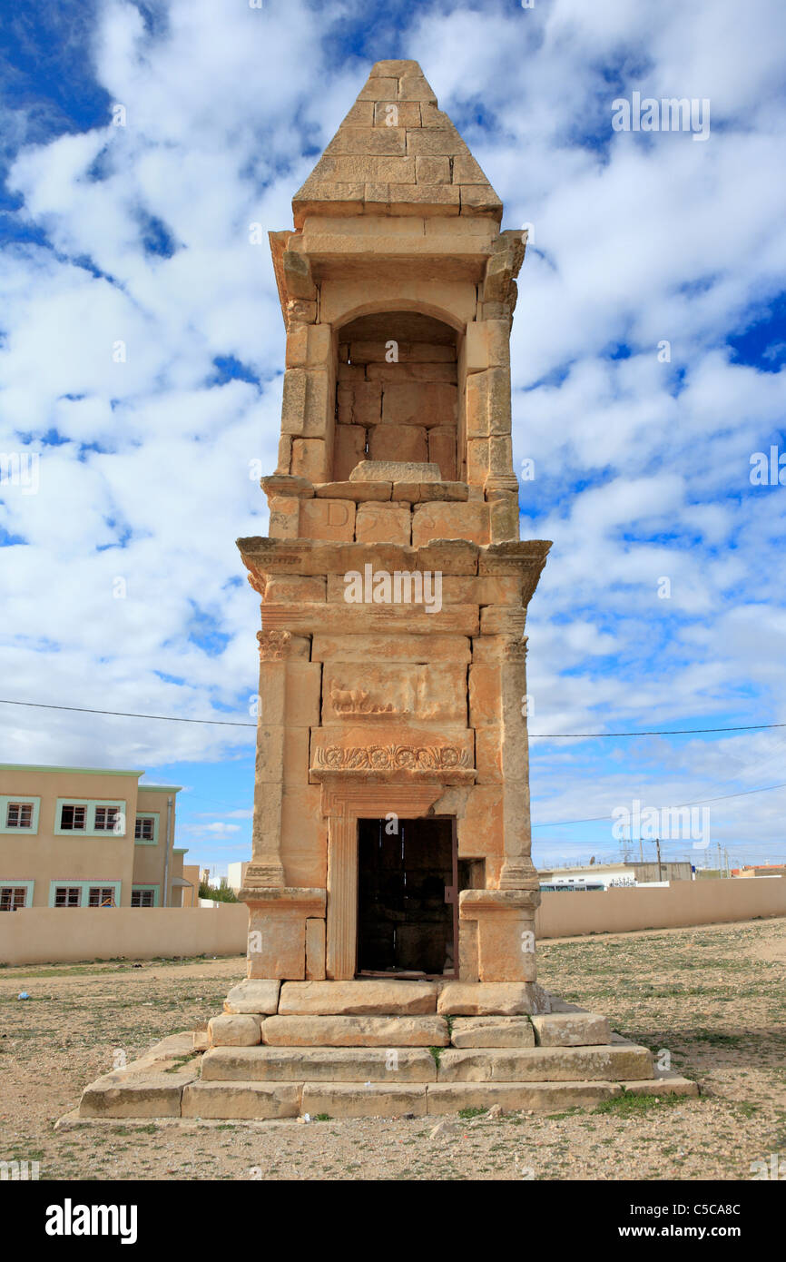 Mausoleum (2nd century), Maktar, Tunisia Stock Photo - Alamy