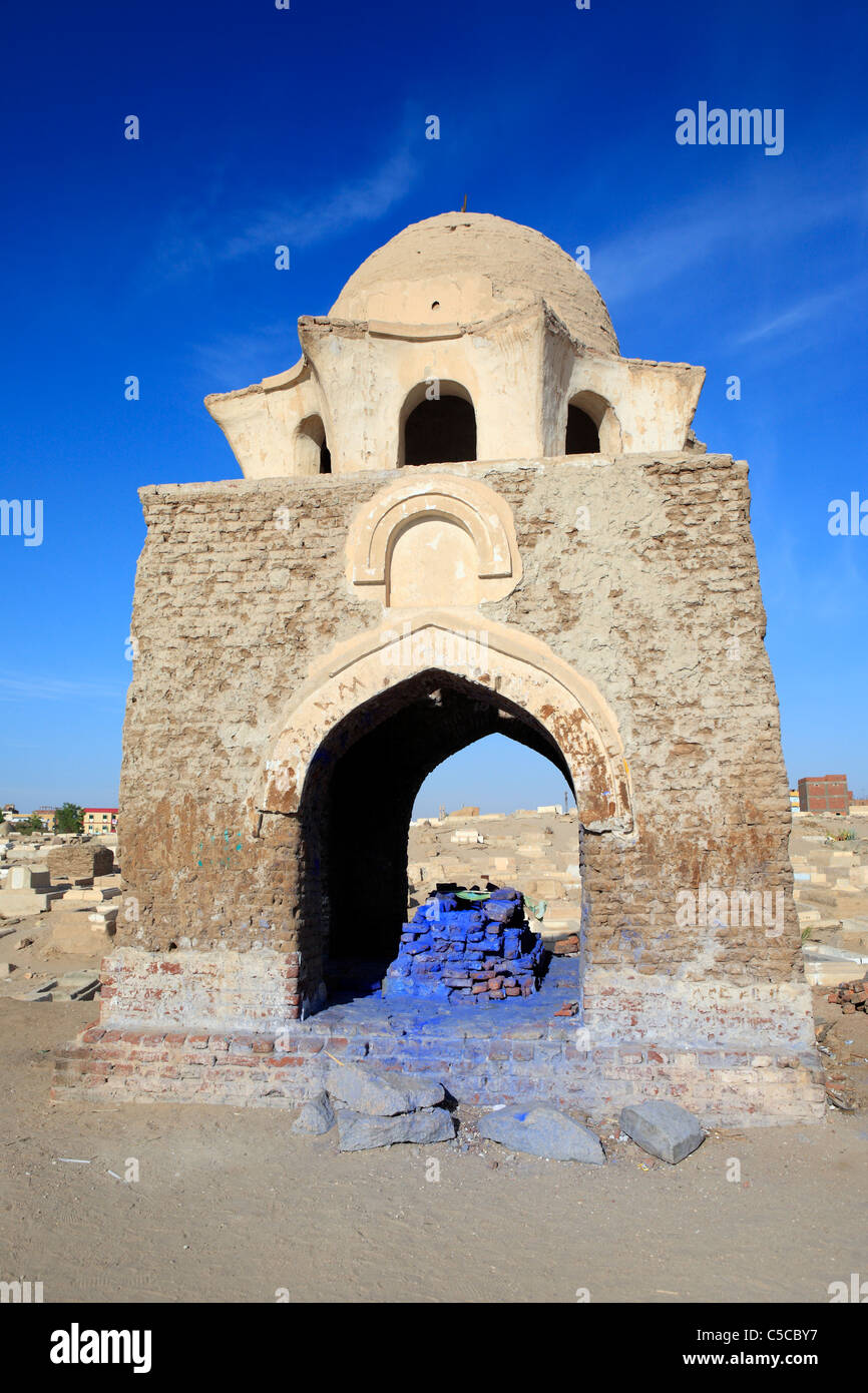Fatimid cemetery, Tomb of a venerated saint (sheikh), Aswan, Egypt ...