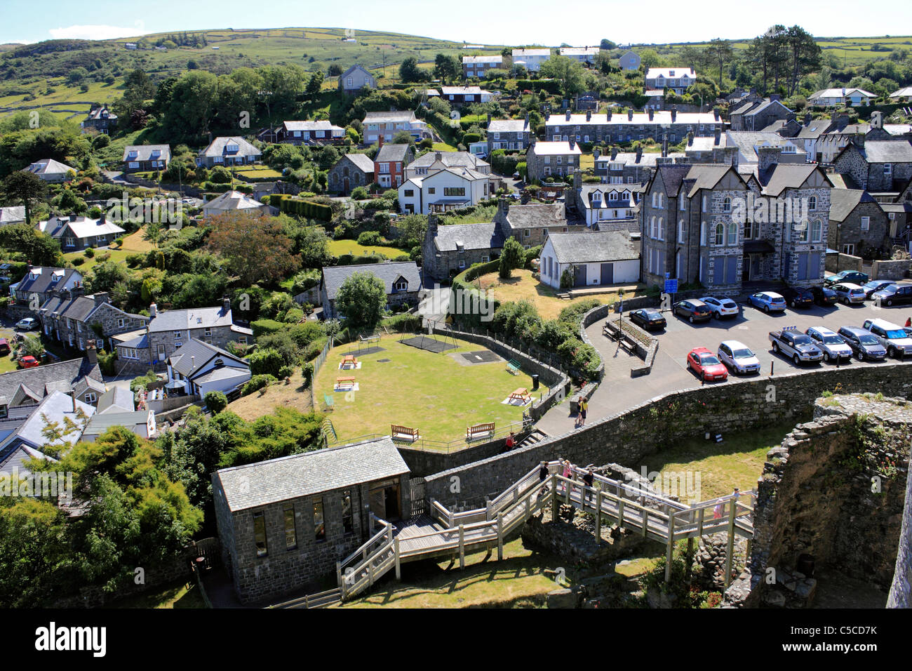 Harlech town wales hi-res stock photography and images - Alamy