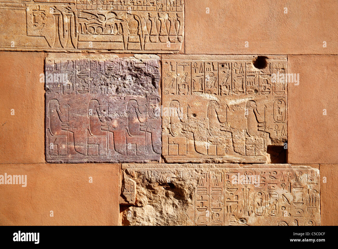 Hatshepsut temple chapel hi-res stock photography and images - Alamy