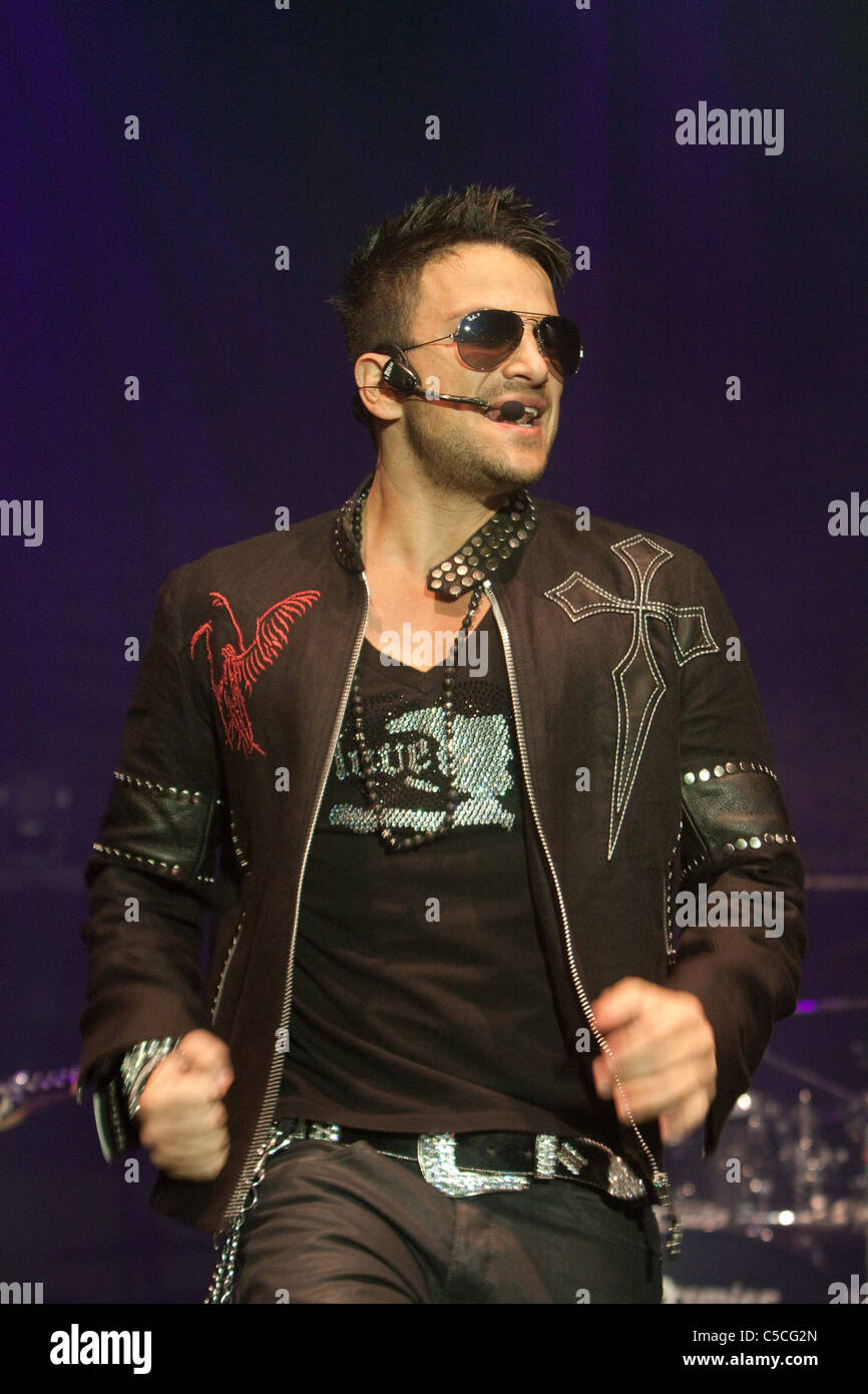 Peter andre singer hi-res stock photography and images - Alamy