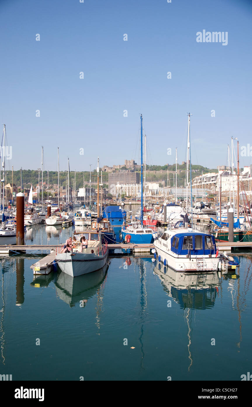 Dover harbour sea port hi-res stock photography and images - Alamy