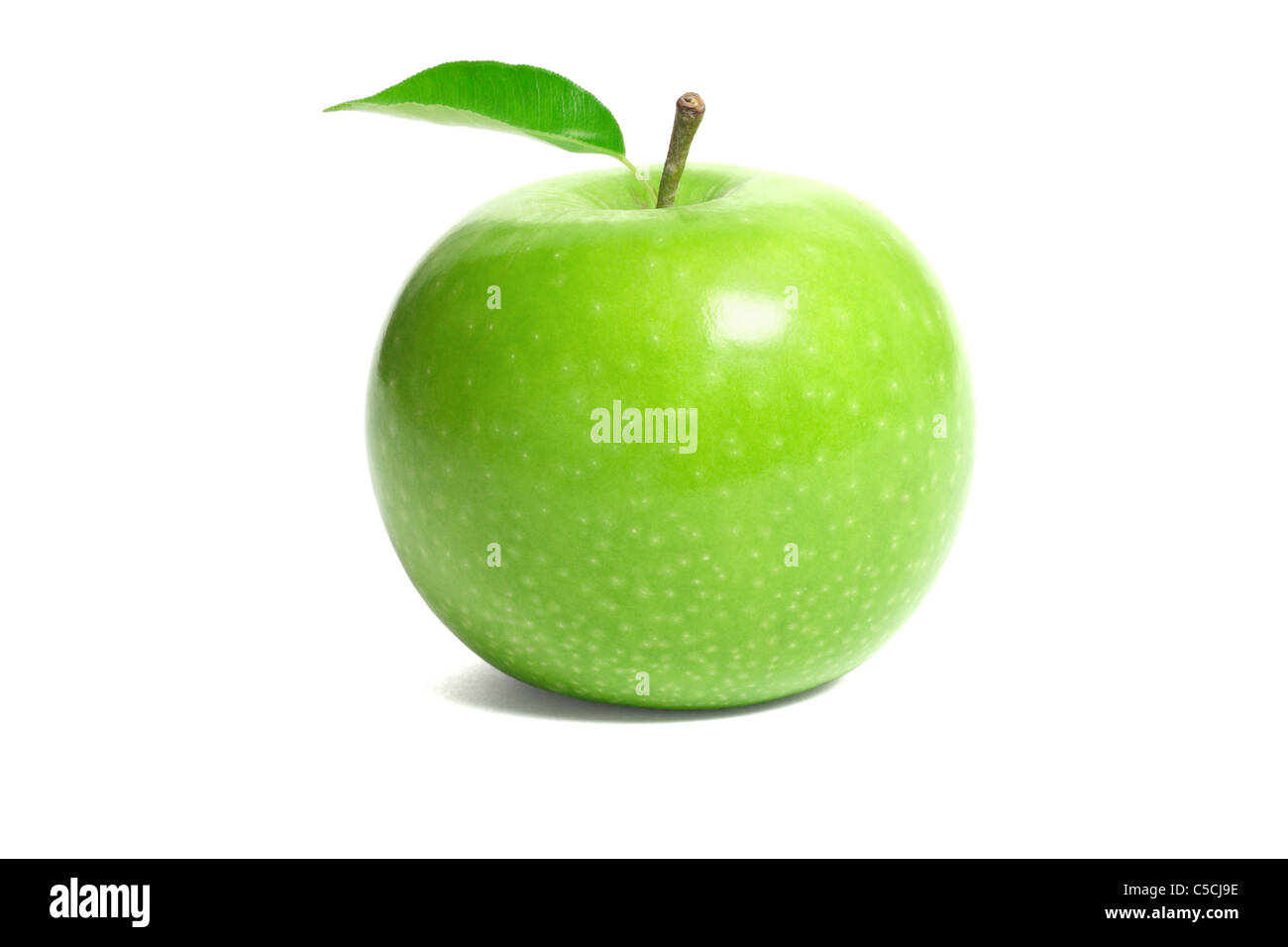 Fresh green apple isolated on white background Stock Photo - Alamy