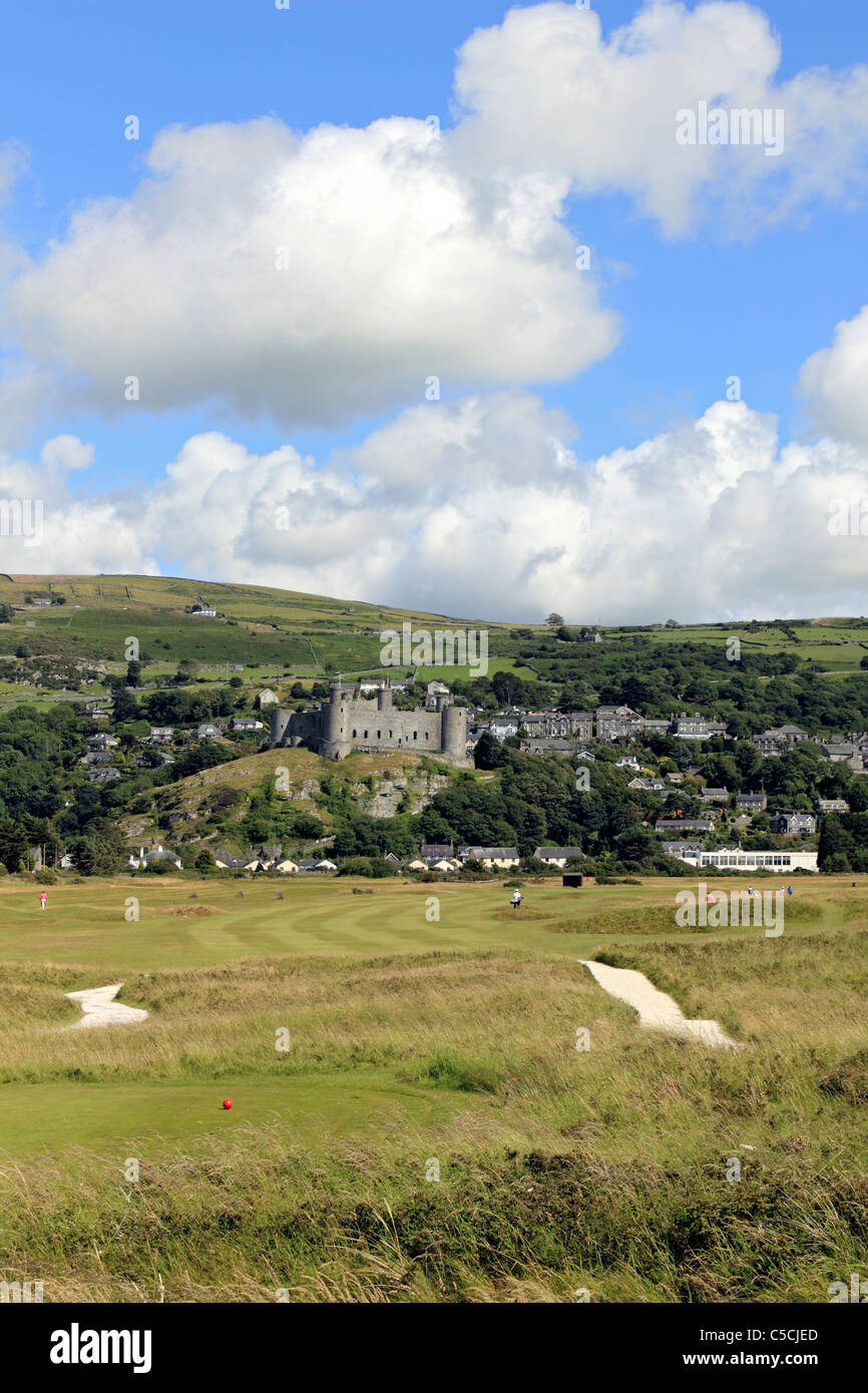 Harlech castle golf course hi-res stock photography and images - Alamy