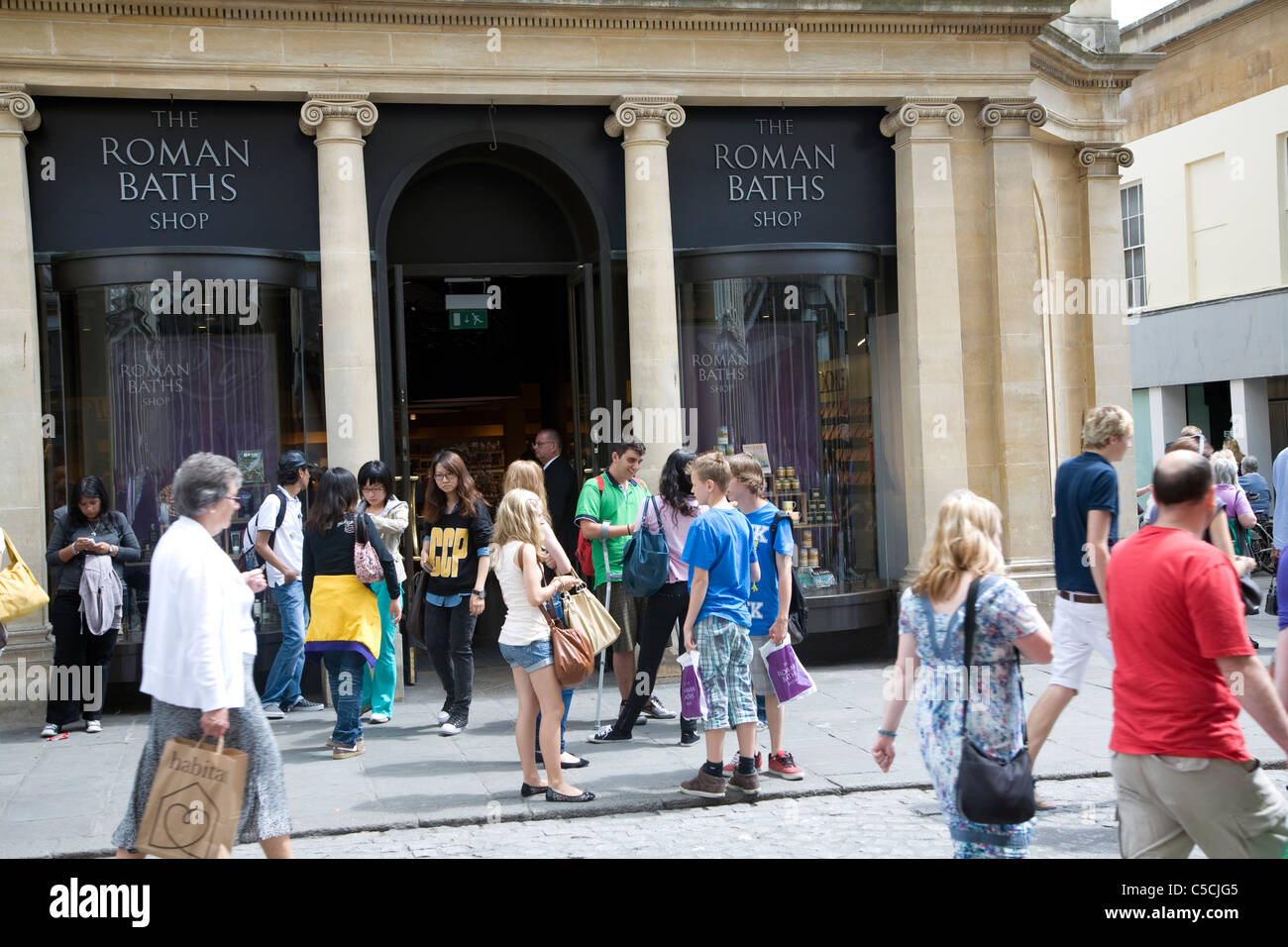 Roman shop hi-res stock photography and images - Alamy