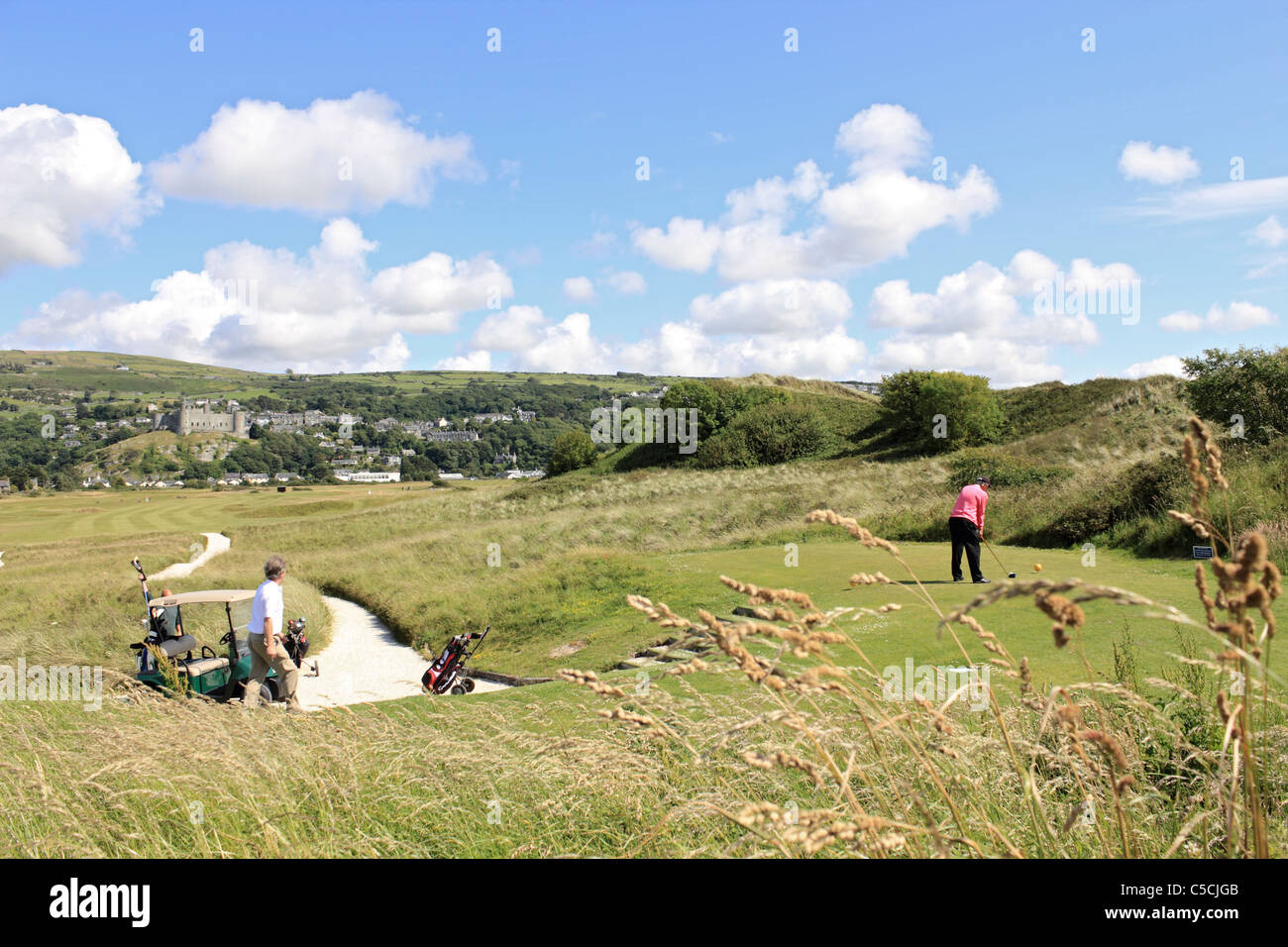 Harlech castle golf course hi-res stock photography and images - Alamy