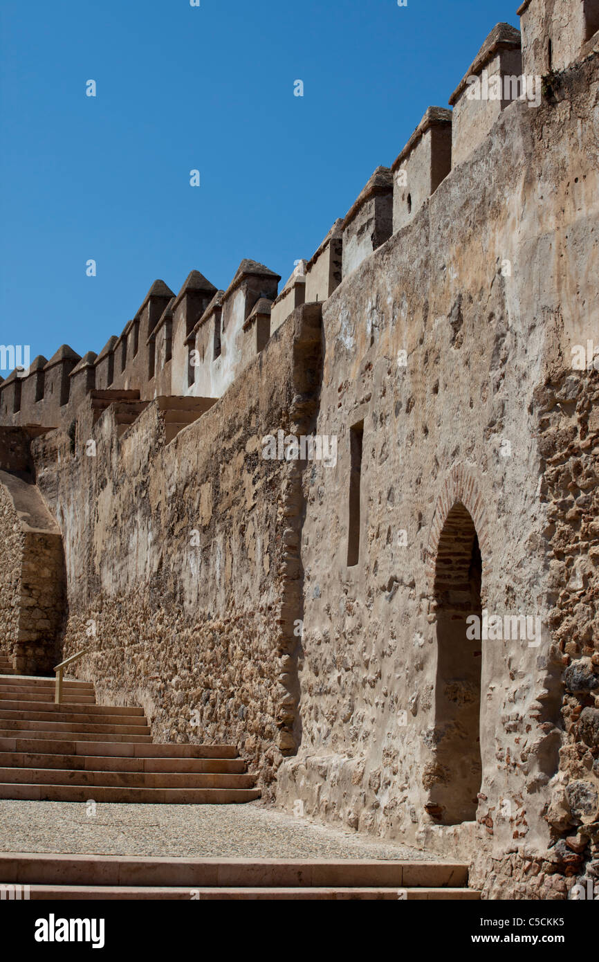 Defensive parapet hi-res stock photography and images - Alamy